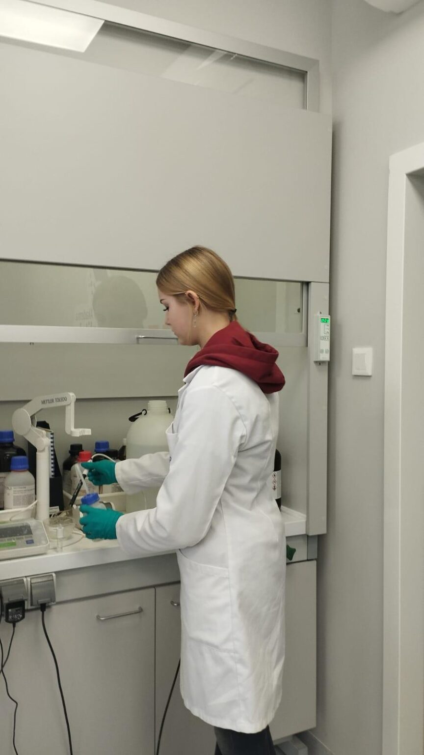 Kształcimy się z firmą ADAMED - Zespół Szkół nr 2 w Pabianicach